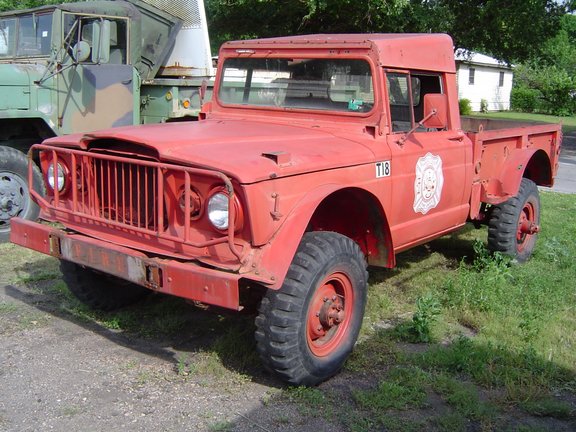 1968 Kaiser Jeep M715